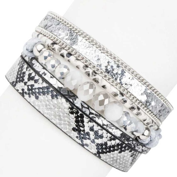 SAACHI | Jewelry | Saachi Limited Edition Boa Beaded Bracelet | Poshmark